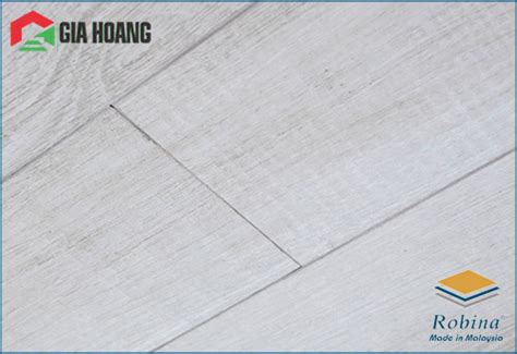 Sàn Gỗ Robina 12mm Bản Nhỏ Siêu Chịu Nước