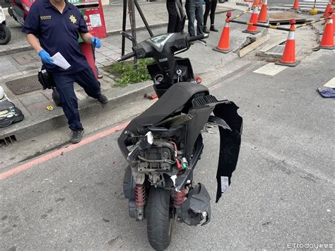 快訊／新北騎士遭撞飛！人車磨地再彈撞2轎車 頭重創失去心跳 Ettoday社會新聞 Ettoday新聞雲