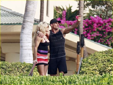 Lonnie Wilkinson Model