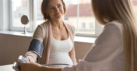 Blog Signs Of Preeclampsia Mother Fit