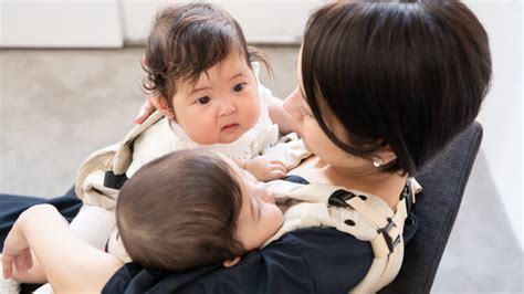 双子ふたご抱っこひもって本当に必要選び方と多胎育児に役立つ情報 napnapオフィシャルブログ