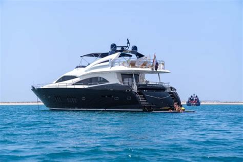 Dubai Yachting Company Dubai Yacht Rental And Boat Hire UAE Private