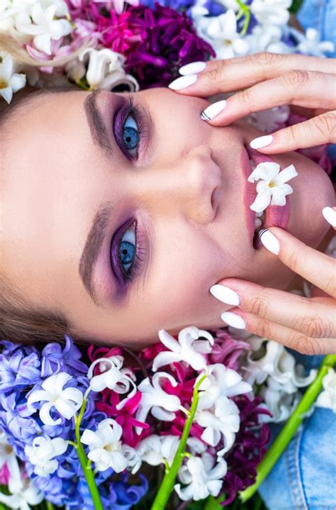 Купить Матовая помада Maybelline 987 Smoky Rose: отзывы, фото и ...