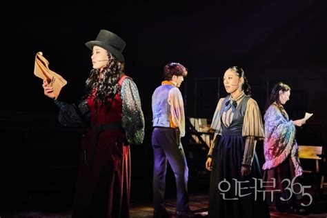 주하영 365칼럼 저항하고 맞서는 ‘창조로 일군 결실뮤지컬 ‘웨이스티드 인터뷰365 대한민국 인터넷대상 최우수상