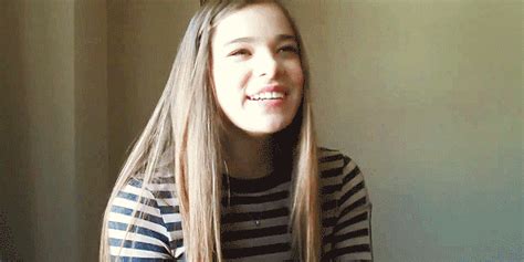 Hailee Steinfeld S Page 3 Wiffle