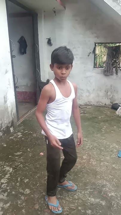 Bhikhari Se Paisa Mang Raha Hai 😀😃😄😆 Youtube
