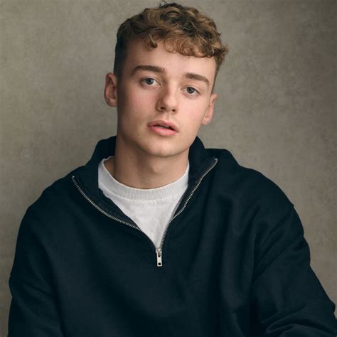 Jacob Smith Hairspray The Musical Uk Tour