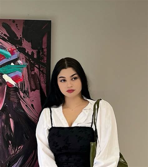 Nelley 🍓 Son Travail Est Incroyable 🖼️🎨 Seoulexhibition Exhibition Art Coreedusud