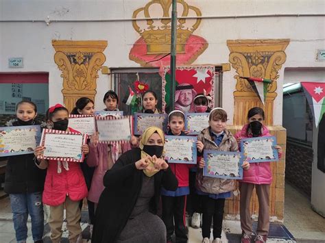 نبارك لطالباتنا المميزات مدرسة عائشة بنت أبي بكر الأولى