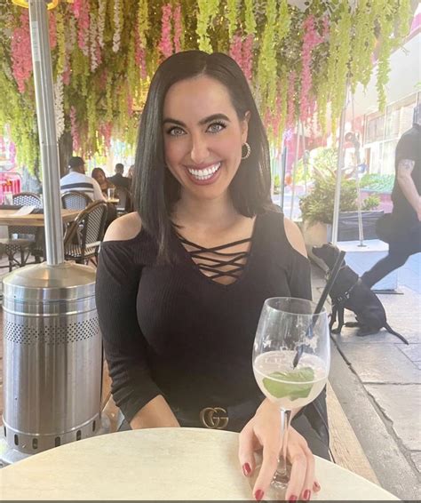 Happy Hour Scrolller