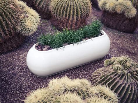 Pal Low Rectangular Planter By Vondom Design Karim Rashid