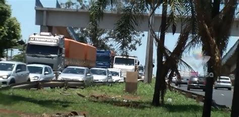 Acidente Grave Entre Carreta E Motocicleta Deixa Um Motociclista Ferido