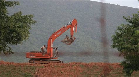 ‘illegal Mining Ed Attaches Assets Worth Rs 7142 Crore In Karnataka