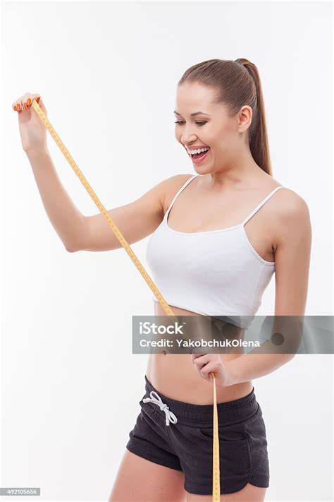 활기참 젊은 슬림 여자아이 경우 측정 아주머니 시체 2015년에 대한 스톡 사진 및 기타 이미지 2015년 가냘픈 개선 Istock