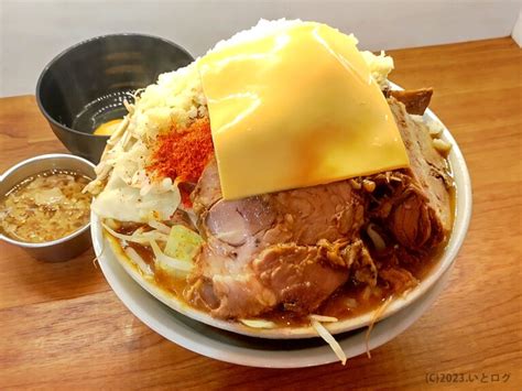 『夢を語れ 福井』完食できる気がしない、、、。全国で展開する二郎系ラーメンがユメカタの中でも圧倒的に暴力的なデカ盛りだった。 いとログ