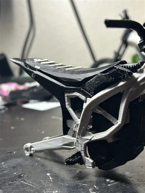 Guts Ribbed Seat Cover For Mini Surron Ultra Bee Free 3d Print Model