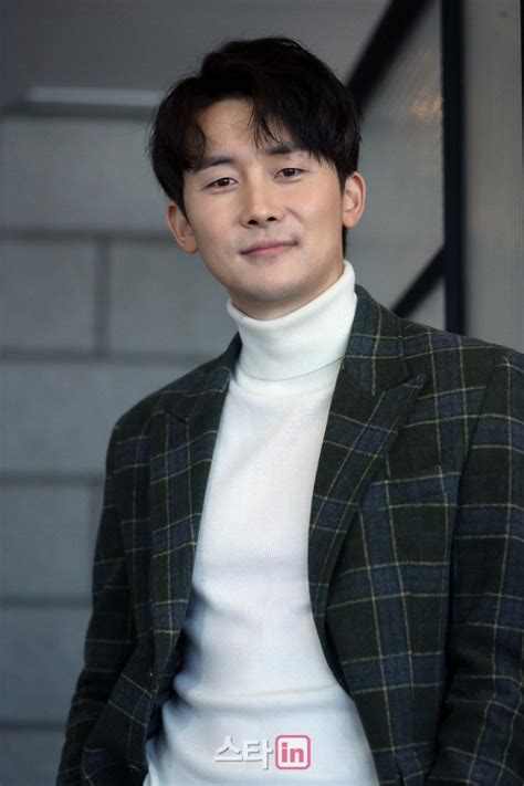 Kim Jun Han Picture 김준한 Hancinema