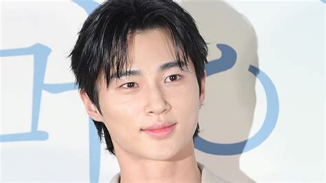 포토 소울메이트 변우석 달콤한 하트