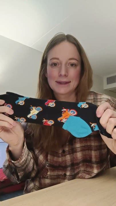 Целый Адвент календарь с носками #sweden #happysocks #adventkalender # ...