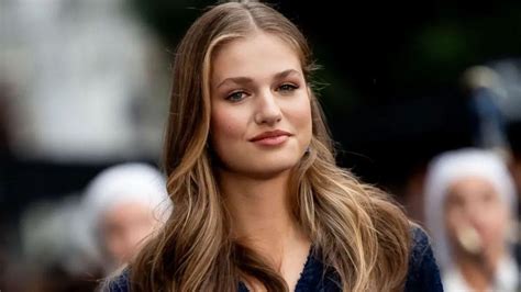 Princesa Leonor En Bikini Escándalo En La Realeza