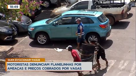 Motoristas denunciam flanelinhas por preços cobrados por vagas