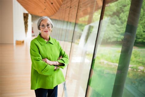 أليس والتون أول سيدة في العالم تتجاوز ثروتها 100 مليار دولار