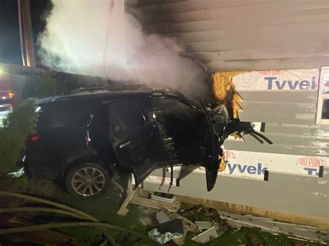 Stolen Car Crashes Into Vancouver House 5 Year Old Inside Home Injured