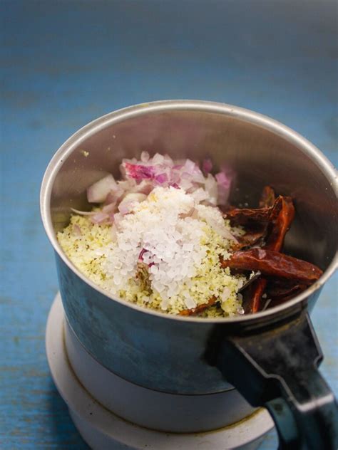 Pol Sambol Sri Lankan Coconut Relish Cooking The Globe