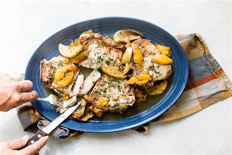 Pork Chops With Sautéed Apples And Peaches Pompeian