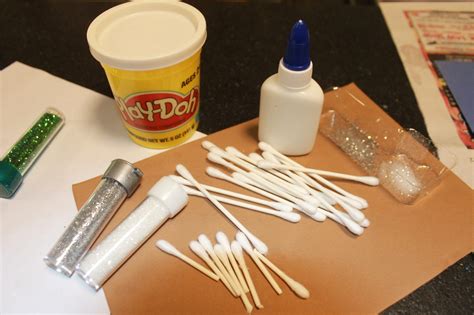 Glittery Q Tip Snowflakes The Pinterested Parent