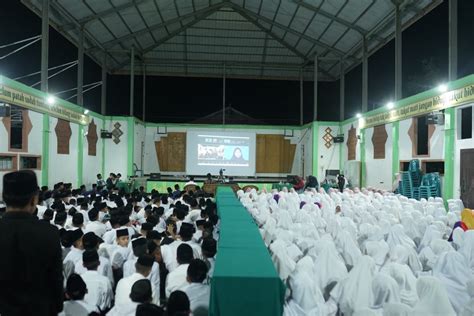 meta wadah perekat antar alumni al manar