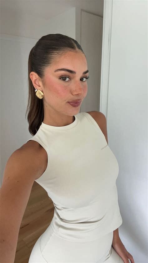 Pin De Myrella Gabriela Em Hair Em 2024 Looks Estilosos Looks Penteados
