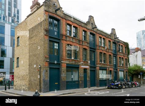 London Uk 27th July 2015 Tenter Ground E1 Controversy Surrounds Turner Prize Winning Artist