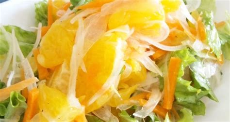 新玉葱とオレンジのサラダ By モモキト 【クックパッド】 簡単おいしいみんなのレシピが355万品