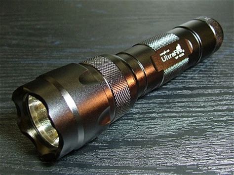 HWA/WYS UltraFire WF-502B ::JAPAN FLASHLIGHT CHANNEL::