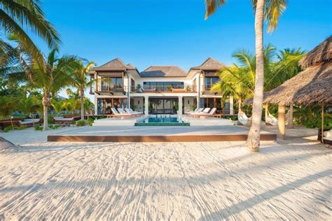 13 Beach House Decorating Ideas
