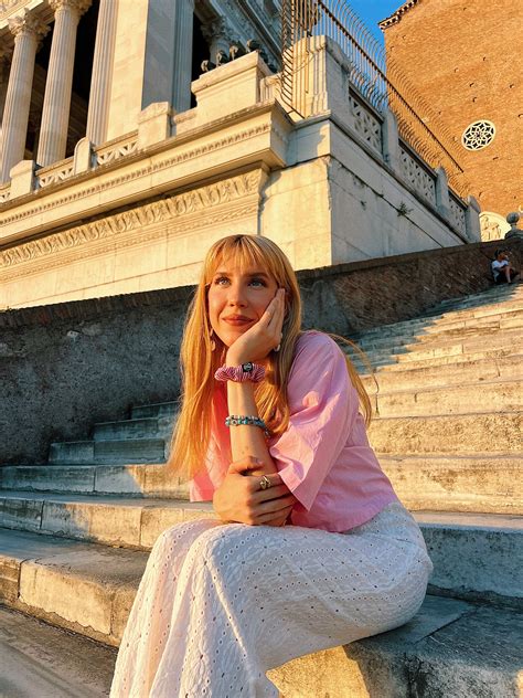 Sofia Russo ♡ ♡ Earn My Energy Instagram