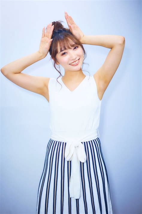 【加美杏奈】タイプだったらrt 2020年1月13日にアイポケからデビューしたてのav女優。 笑顔もs〇x感度も最高な、お団子ヘアが