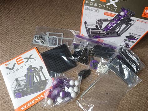 VEX Robotics Construction Set Screw Lift Ball Machine By Hexbug