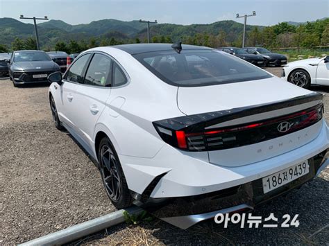 시승기 더 엣지 있게 변했다쏘나타 디 엣지 국민세단 명성 되찾을까