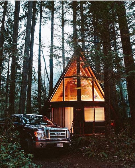 Treehouse Club Aesthetic Cabin In The Woods