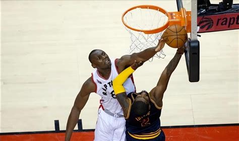 NBA 他14歲開始打籃球卻16歲未成年蒙冤入獄成名後將工資全部捐獻給了家鄉 黑特籃球 NBA新聞影音圖片分享社區