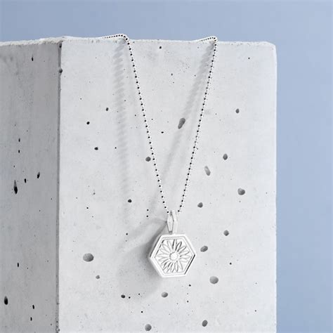 Big Flower Necklace Oliver Twist Designs