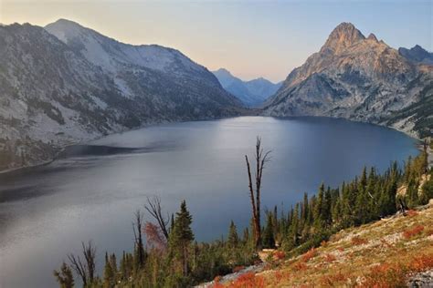 The Toughest 70 Mile Solo Hike On The Sawtooth Loop Trail