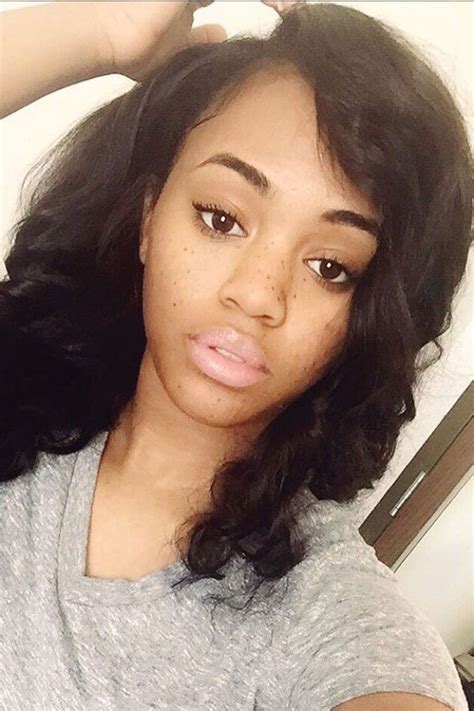 26 Beautiful Black Women Flaunting Their Freckles Essence Gorgeous Skin Freckles Beautiful