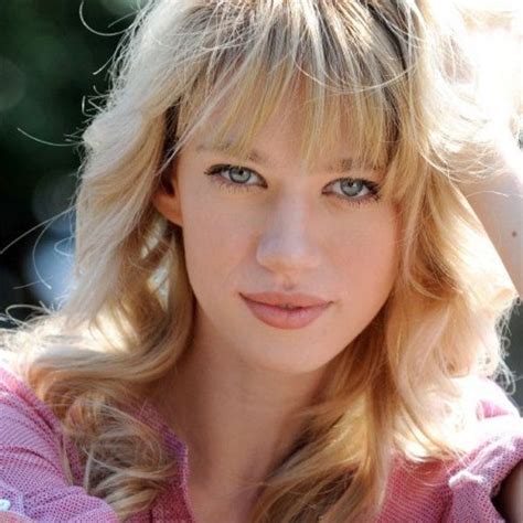 7 Best Yael Grobglas Images On Pinterest The Selection Character