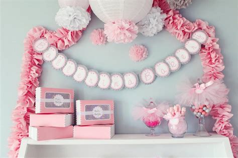 Украшение комнаты на годик девочке 34 фото