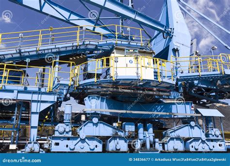 Small Stacker Reclaimer Stock Image Image Of Manufacturing 34836677