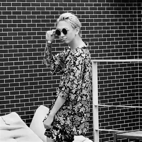 Stream I Am A Super Mega Sexy Sexy Star By Luminous Listen Online For Free On Soundcloud