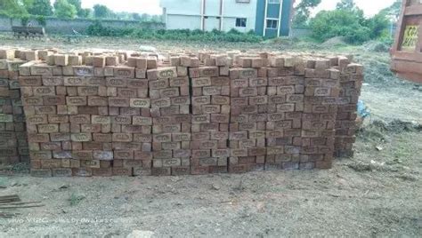 Vr Rectangular Red First Class Bricks Size 8x4 At Rs 7500 In Indore